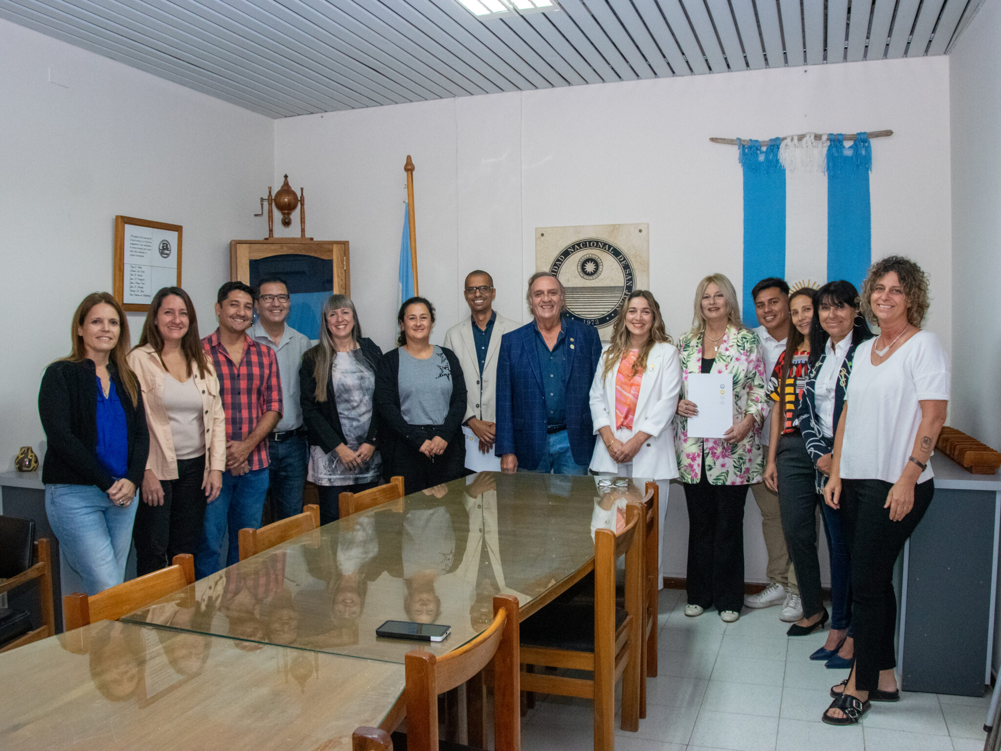Nuevos Secretarios asumen responsabilidades en la FAUD